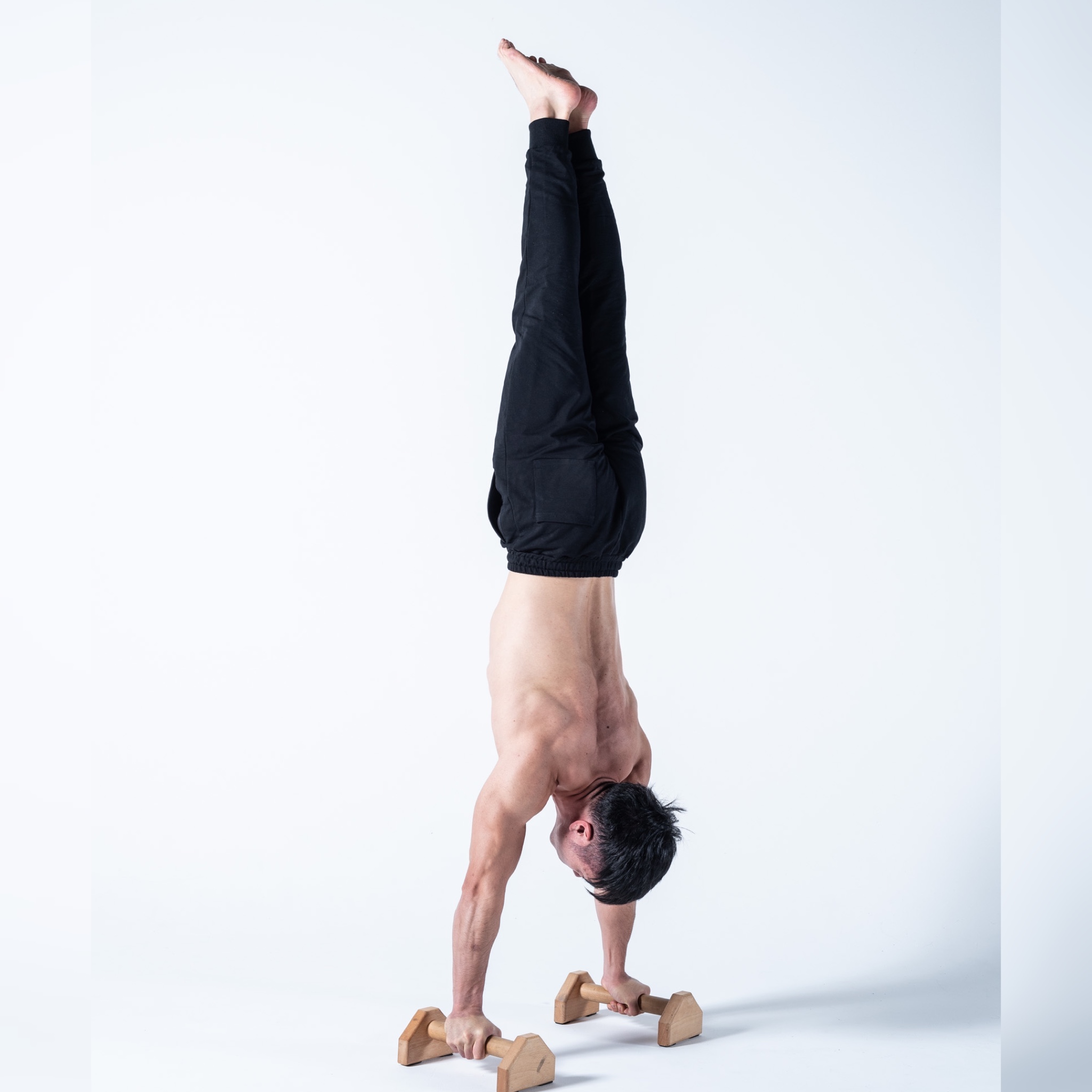 Handstand campaign – Calisthenics Tokyo
